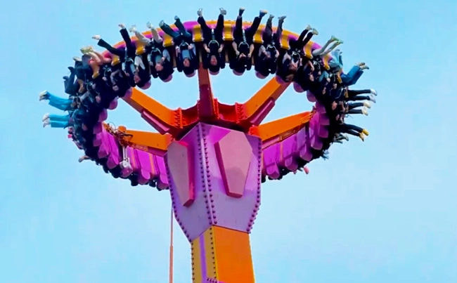 Pendulum Rides – 90°/110°/360° Flipping & Smart Control System